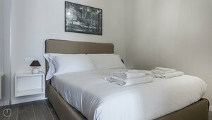 Italianway - Cadorna 10 flat A (Piazzale Luigi Cadorna No:10), otel  Milano'dan