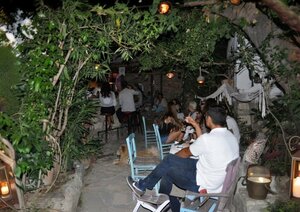 Apellikon Bar (Sığacık Mah., 127. Sok., no:12, Seferihisar, İzmir), bar  Seferihisar'dan
