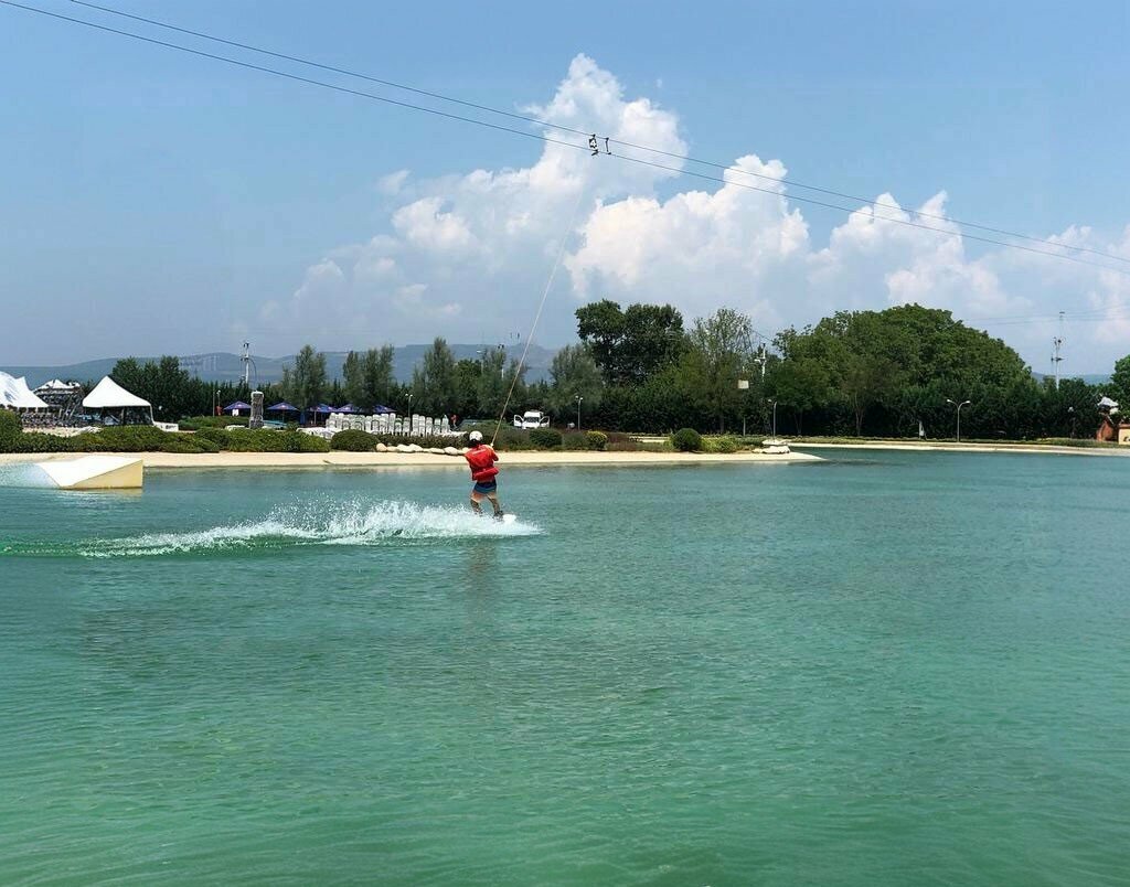 Su parkı Çukurca Su Kayağı Tesisleri, Bursa, foto