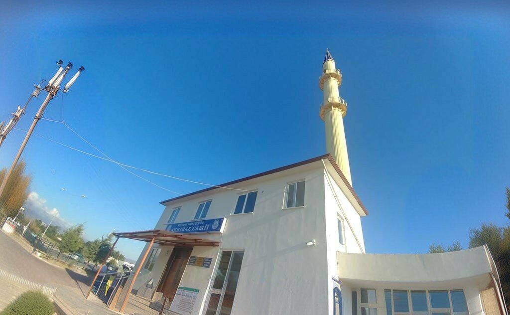 Cami Akkiraz Cami, Suluova, foto