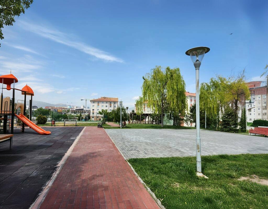 Afet ve acil durum toplanma alanı Toplanma Alanı - Muhtar İrfan Yaman Parkı, Ankara, foto