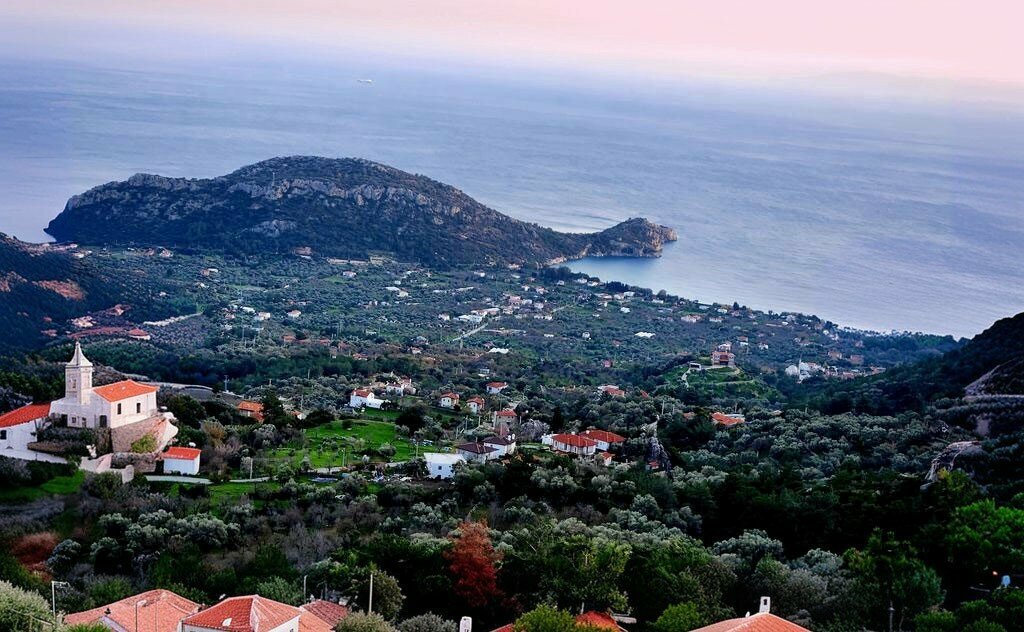 Cami Mesudiye Mahallesi Mezgit Cami, Datça, foto