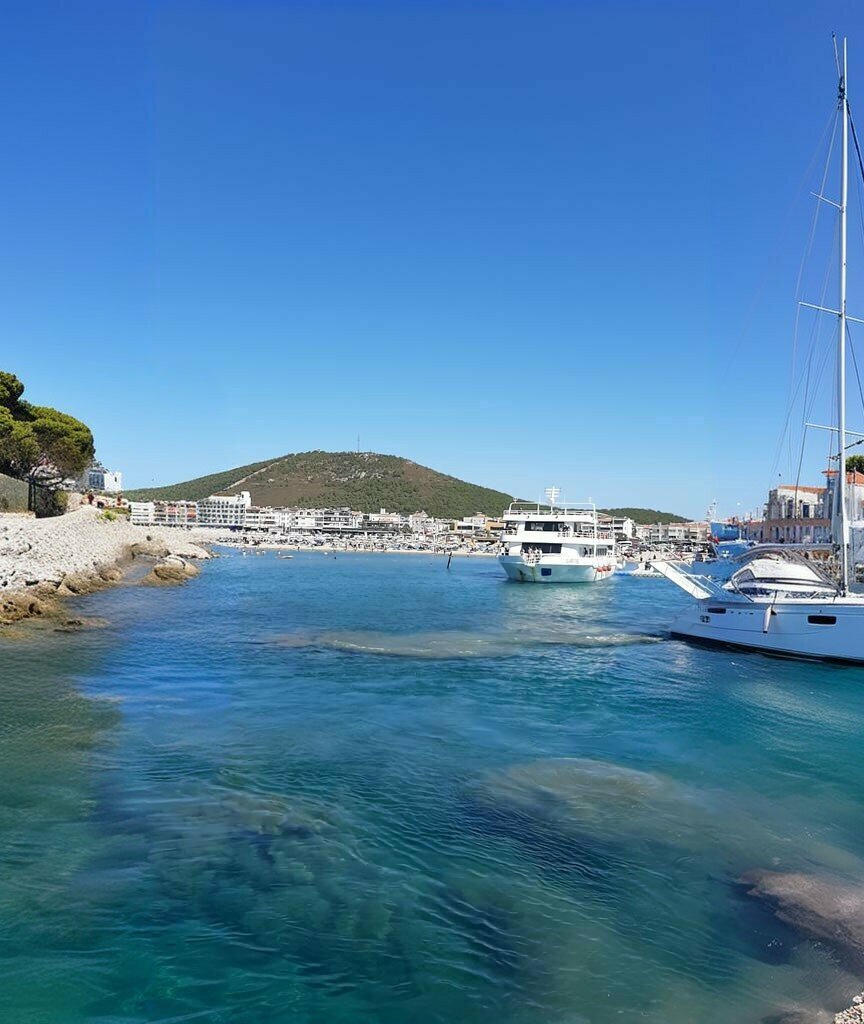 Otogarlar Küçükköy Belediyesi Sarmısaklı Otogarı, Ayvalık, foto