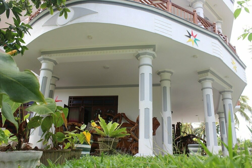 Otel New Lion Palace, , foto