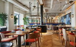 Sixty Four (Moyka River Embankment No:64), restoran  Saint‑Petersburg'dan