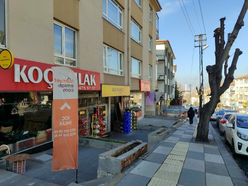 Emlak ofisi Koç Emlak, Ankara, foto