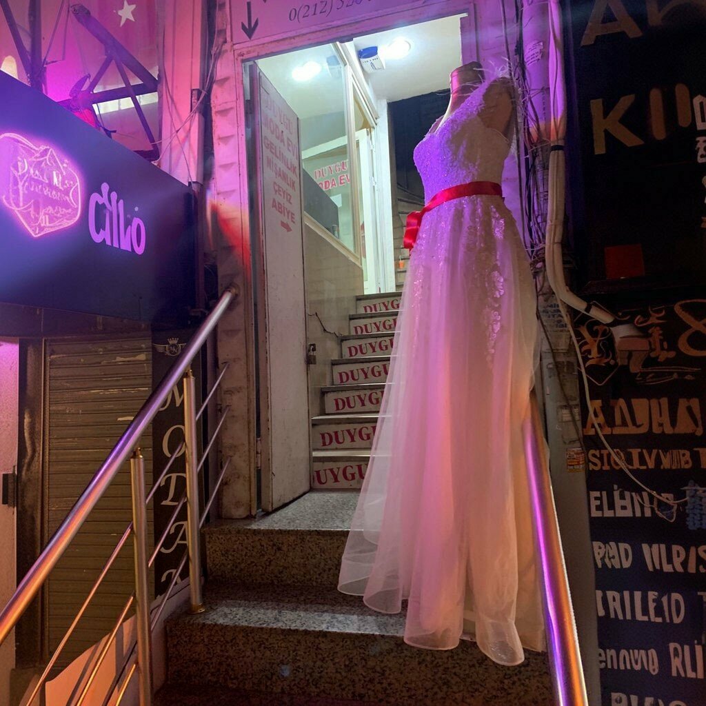 Kostüm mağazaları Duygu Karaca Gelinlik, İstanbul, foto