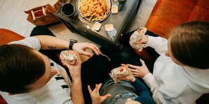 Senor Dener (Kommunalnaya ulitsa No:20А, Beloozyorskiy), fast food  Belooziorski'den