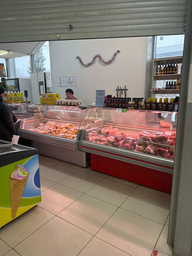 Kasap, şarküteri Шексна Мясо, Vologodskaya oblastı, foto