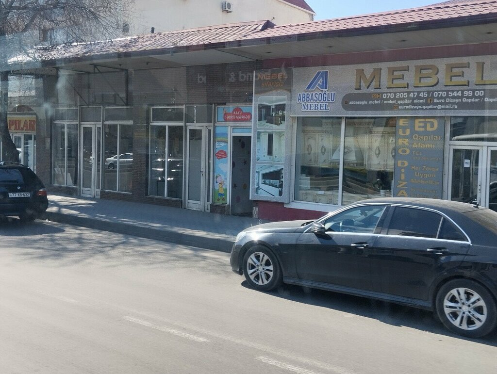 Eğitim merkezleri Kayu Tədris Mərkəzi, Bakü, foto