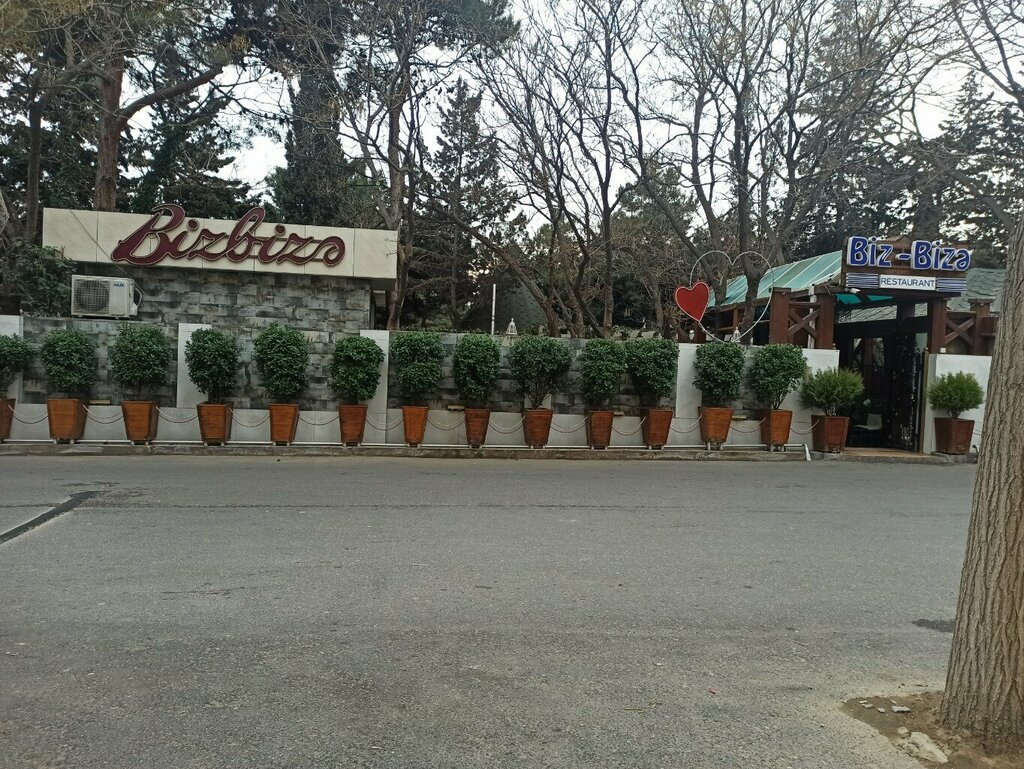 Restoran Biz Bizə, Bakü, foto