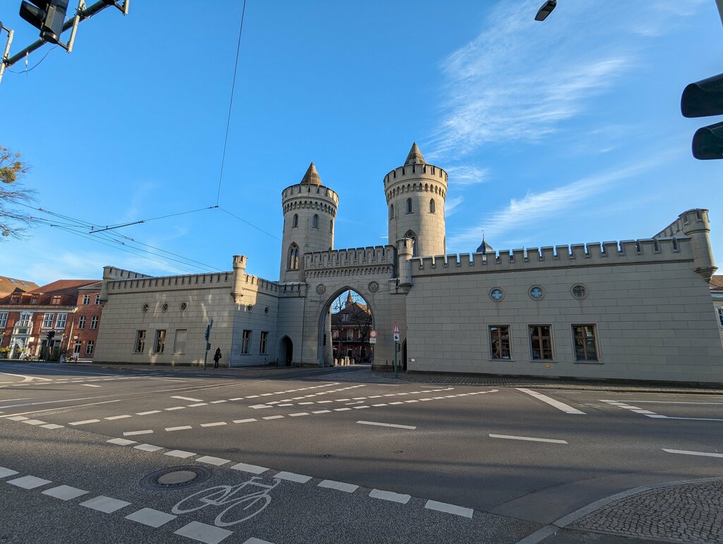 Turistik yerler Науэнские ворота, Potsdam, foto