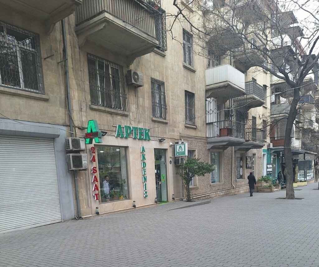 Eczaneler Akdeniz, Bakü, foto