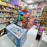Omar Al Muhairi Grocery (38, Al Hizamat Street, Umm Suqeim 3, Jumeirah, Dubai), market  Dubai'den