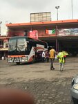 Utb Station (Abidjan, La commune Adjamé, Quartier de la Mirador), toplu taşıma durağı  Abican'dan