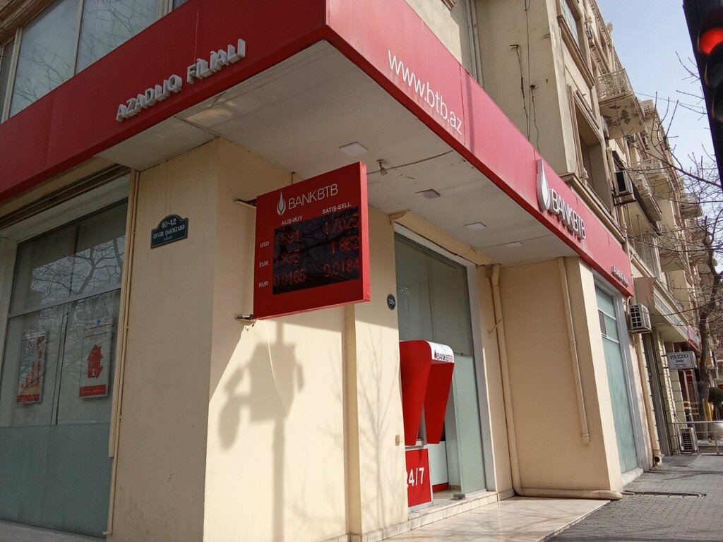 Banka Btb Bank, Bakü, foto