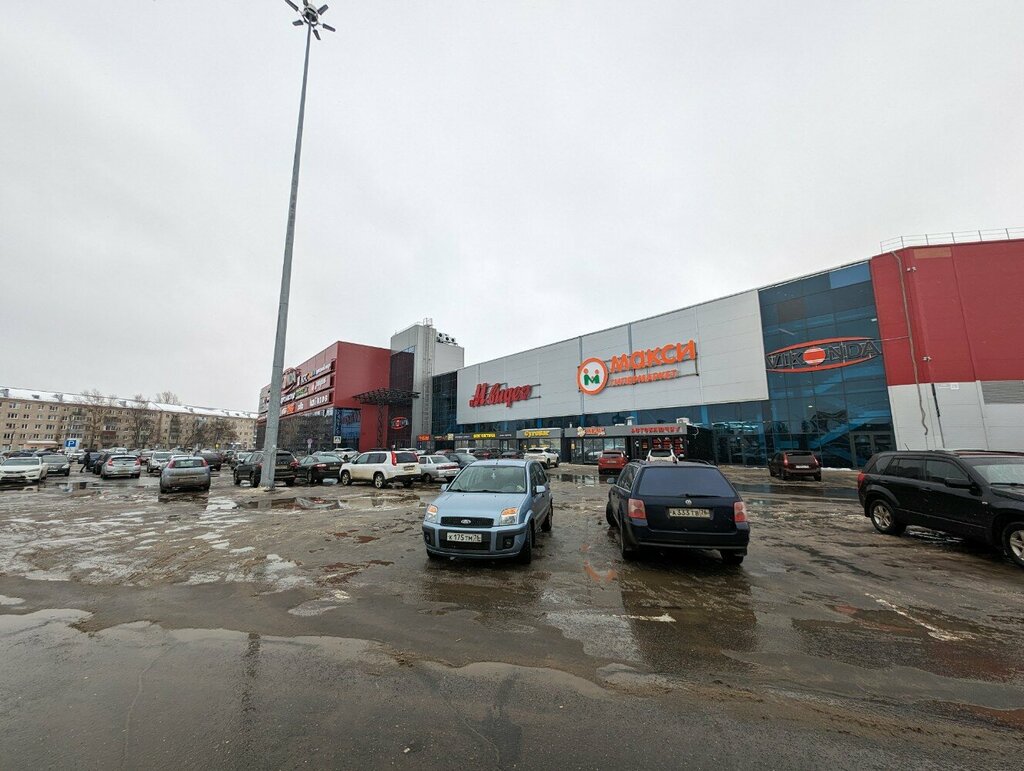 Giyim mağazası Zolla, Rybinsk, foto