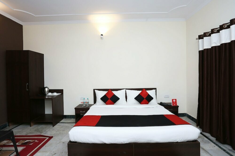 Otel Oyo 6253 Hotel Garden View Resort, Agra, foto