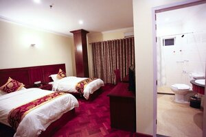 The Home Hotel (Mandalay Region, Mandalay, 33rd Street), otel  Mandalai'den