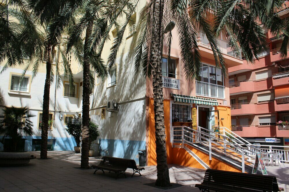 Otel Pension Centricacalp, Valensiya, foto