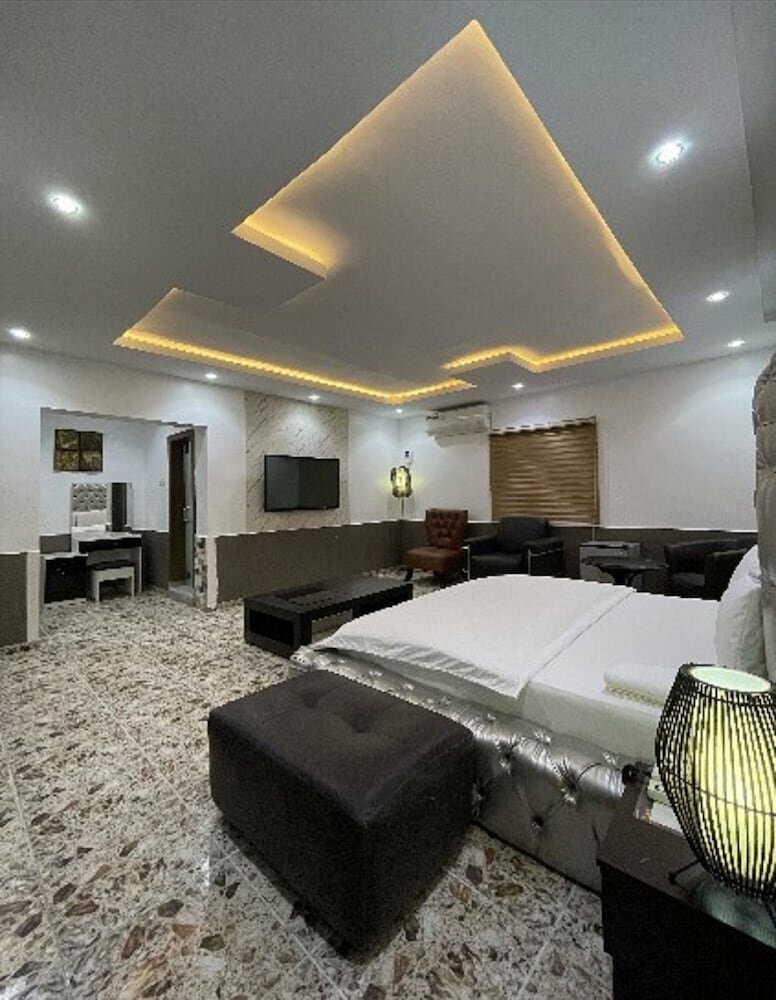 Otel Charlie's Place And Suite, Lagos, foto
