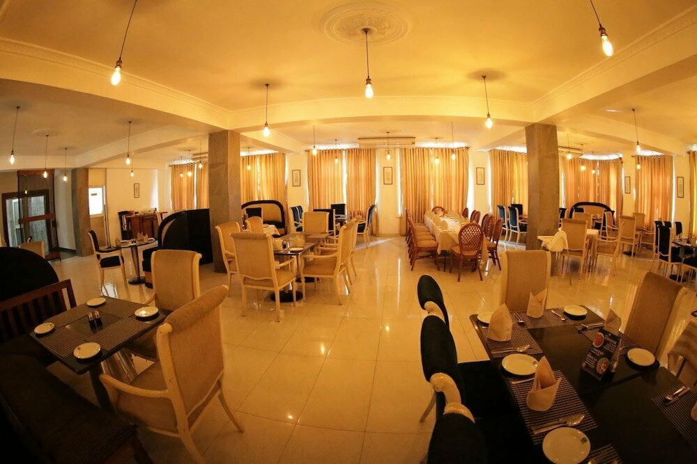 Otel The Royal Mall Kandy, Kandy, foto