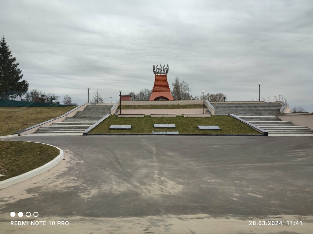 Anıt, heykel Памятник выселеннм деревням, Chechersk, foto