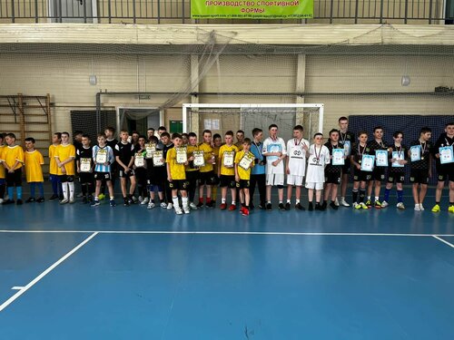 Spor kulüpleri Спортклуб, Bolotnoe, foto