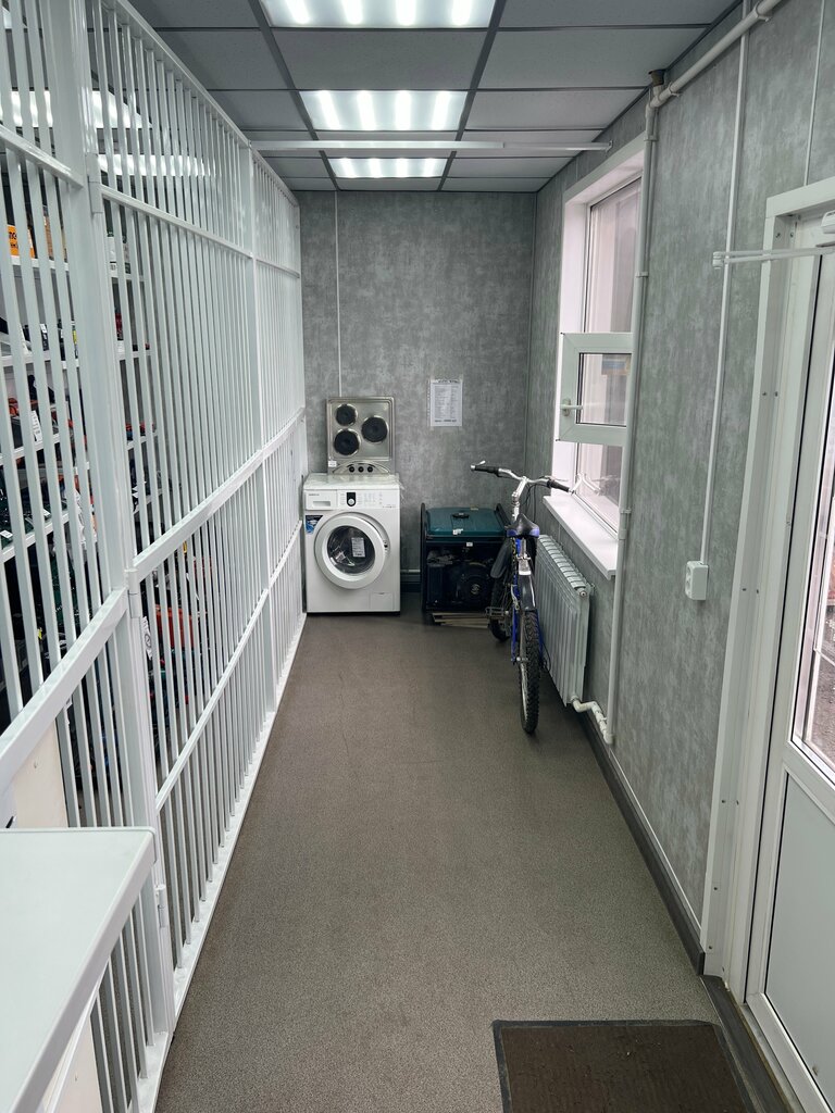 Parsel otomatı Ozon Box, Krasnoyarski krayı, foto