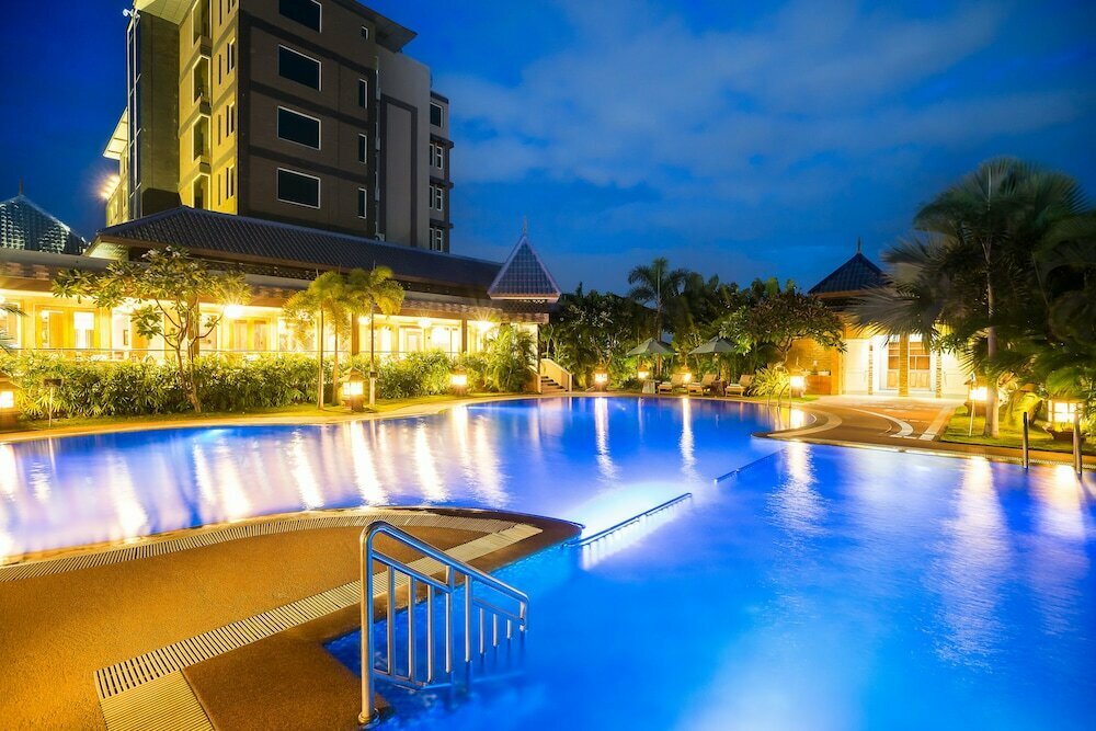 Otel Hotel Shwe Pyi Thar, Mandalai, foto