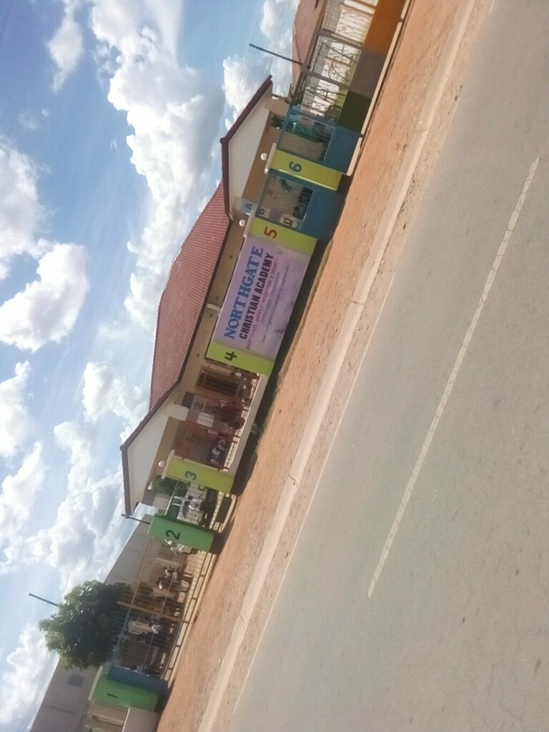 Ortaokul Northgate Christian Academy, Lusaka, foto
