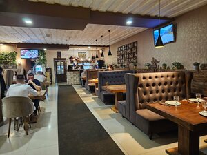 Avlabar (ulitsa Chelyuskintsev No:15), restoran  Syzran'dan