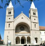 Franjevci Subotica - Szabadkai ferencesek (Franjevački trg No:1), katolik kiliseleri  Subotica'dan