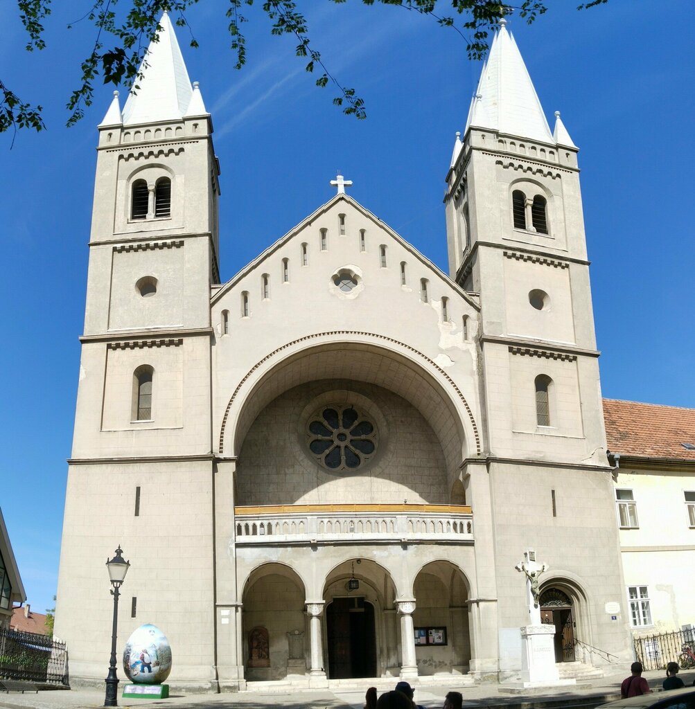 Katolik kiliseleri Franjevci Subotica - Szabadkai ferencesek, Subotica, foto