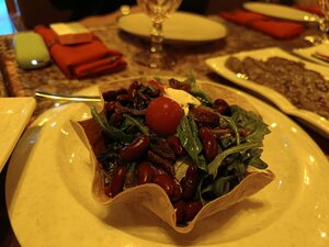 Rasputin Restoranı (Tallimarjon Street No:135/6), restoran  Taşkent'ten