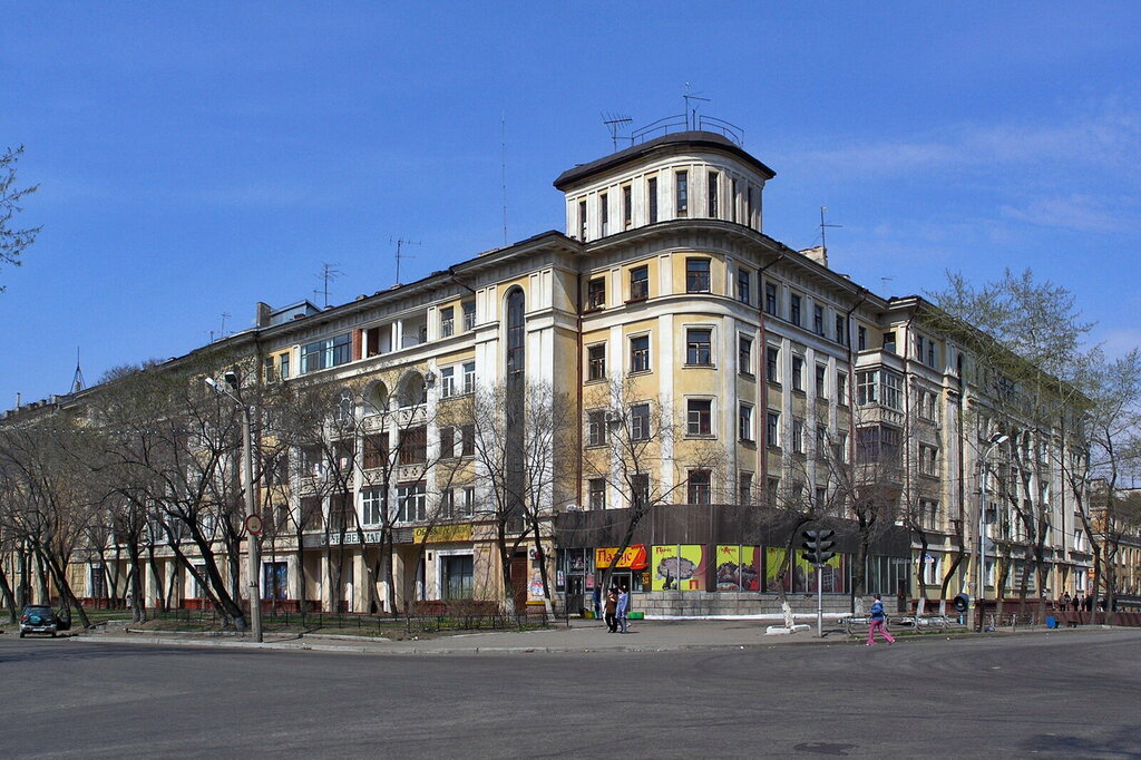 Turistik yerler Дом командиров особого Краснознаменного Дальневосточного Военного округа, Habarovsk, foto