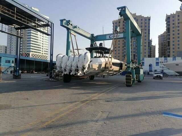 Yönetim ofisi Emirates Boats LLC, Dubai, foto