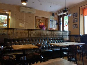 Magiya (Ulitsa Maksima Gor'kogo No:9, Vladikavkaz), kafe  Vladikavkaz'dan