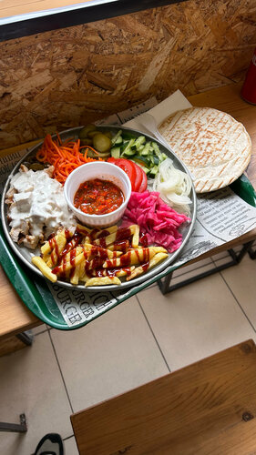 Fast food Tyt Shaverma, Saint‑Petersburg, foto