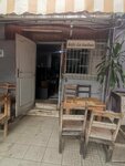 Café Des Tontons (Avenue De La Loyaute No:151, Treichville), kafe  Abican'dan