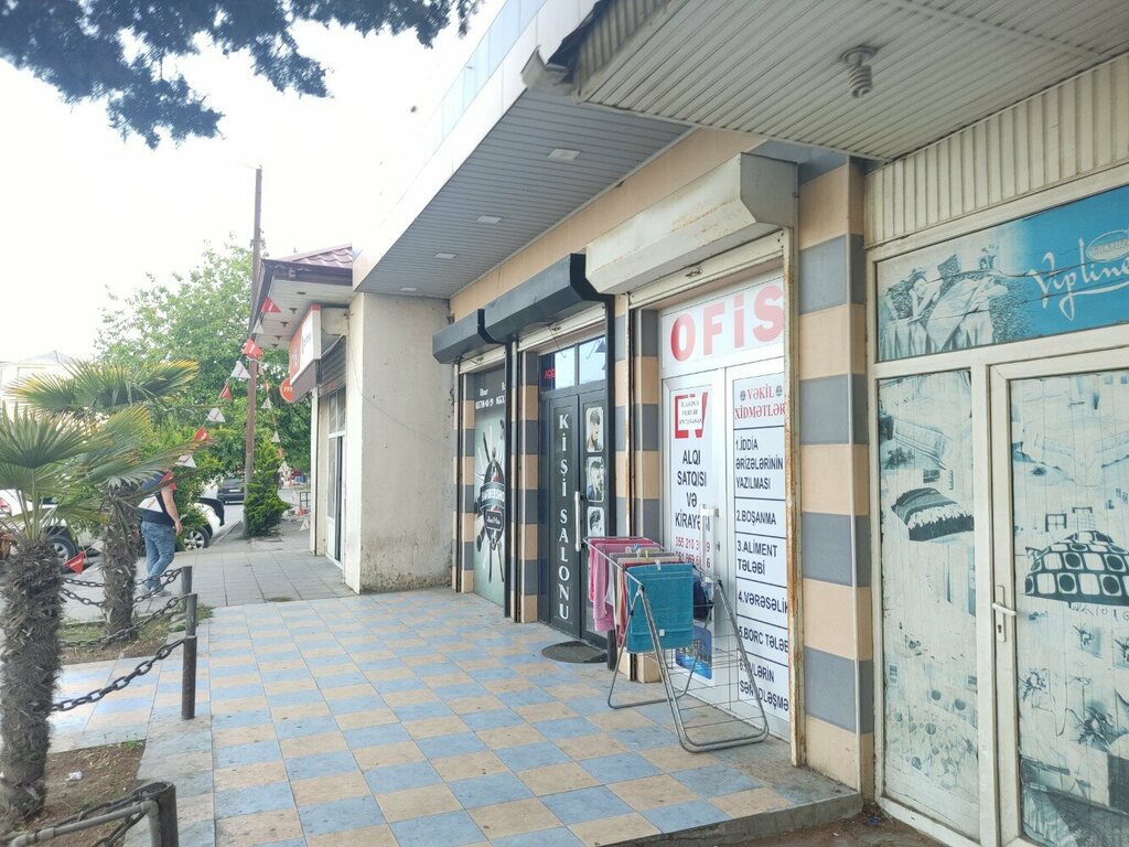 Berberler Bərbər, Bakü, foto
