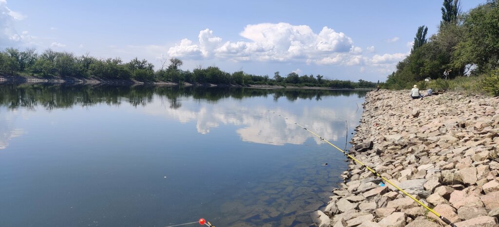 Pınar, çay Spring, stream, Volgograd, foto