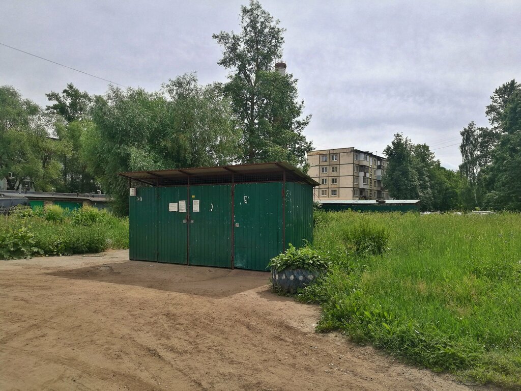 Çöp alanları Trash and garbage disposal area, Velikiy Novgorod, foto