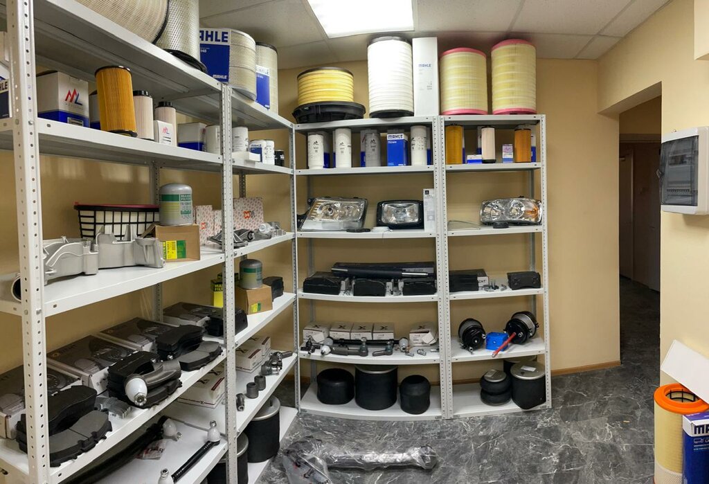 Otomobil yedek parçaları Spectehrus Servis, Moskova, foto