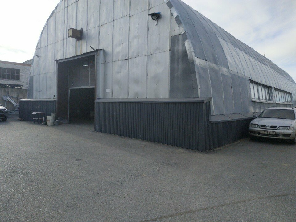 Otomobil servisi АвтоПоток, Tiumen, foto