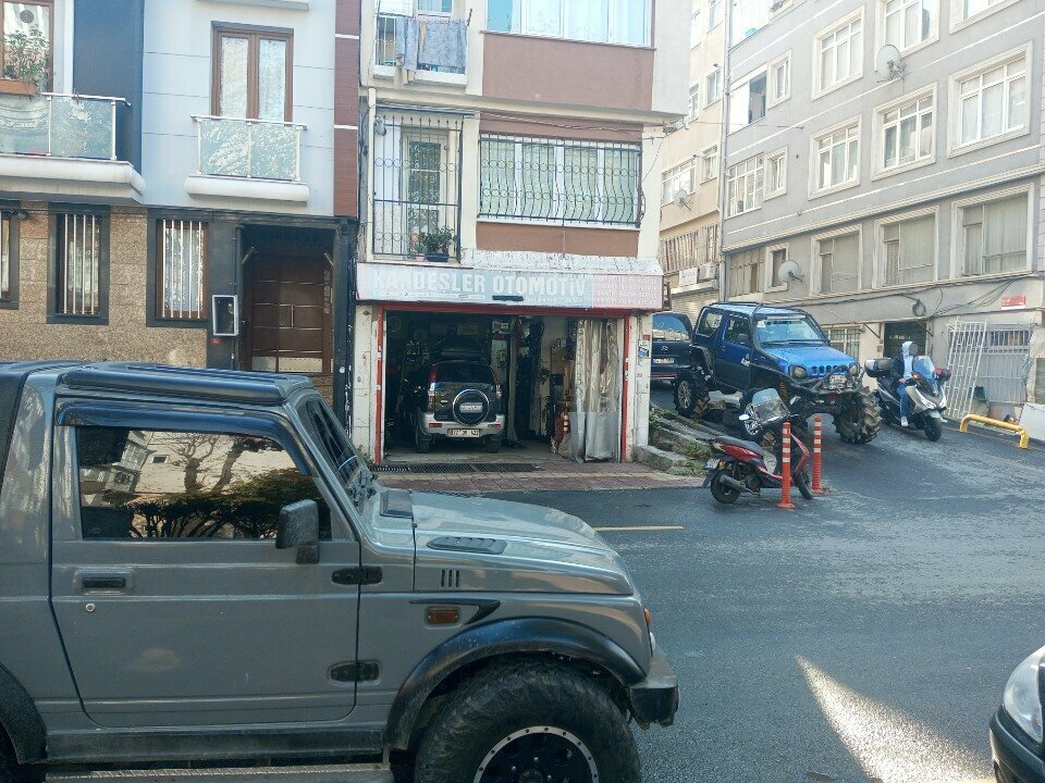 Oto servis ve bakım ekipmanları Kardeşler Oto, İstanbul, foto