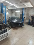 Гараж 8 Цилиндров (Molodyozhnaya ulitsa No:12), otomobil servisi  Komsomolsk‑at‑Amur'dan