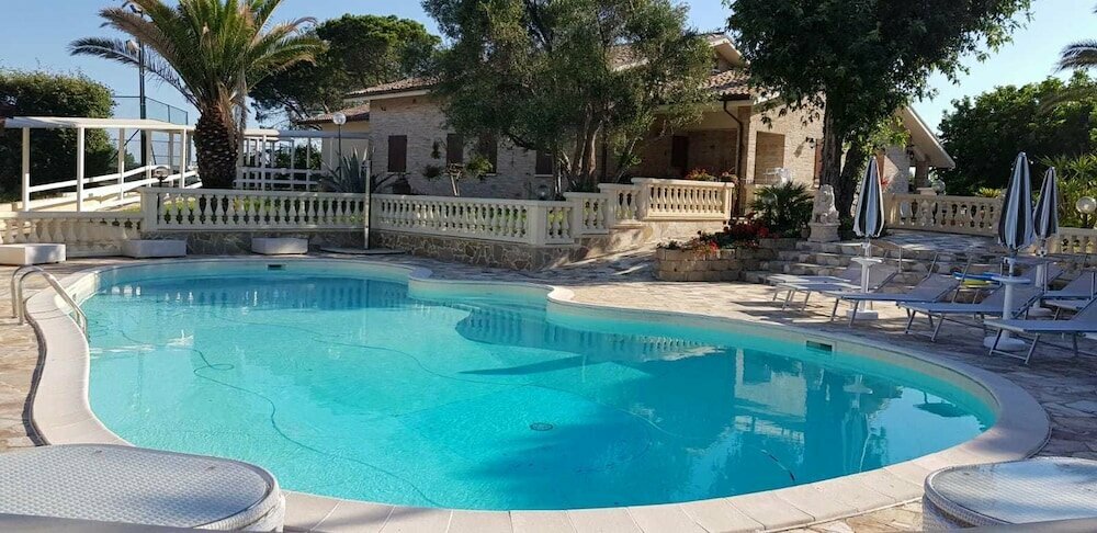 Otel Country House Resort Villa Giardino degli Eventi, Marche, foto