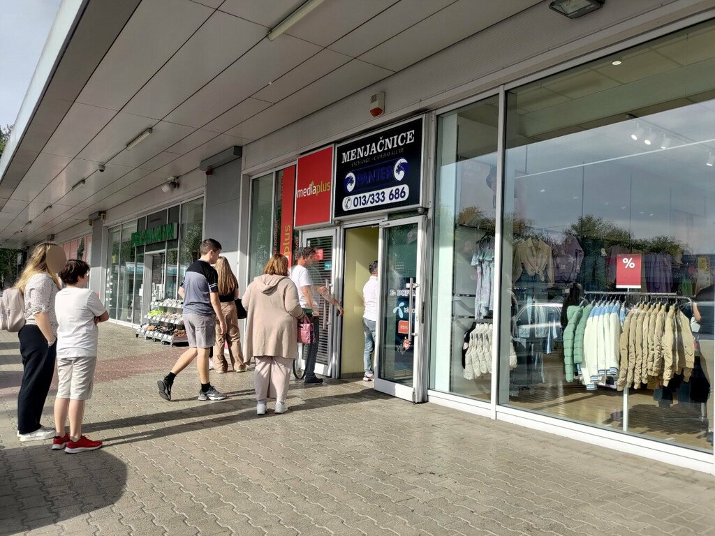 Teslimat noktası Panter, Pancevo, foto