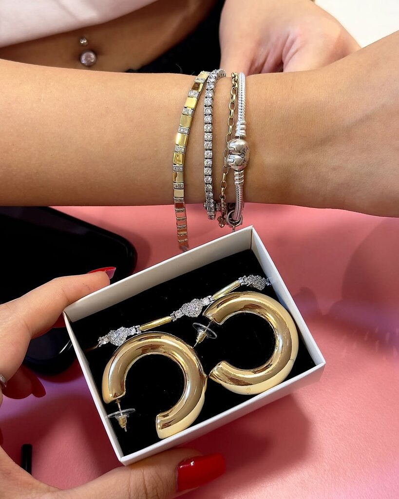 Bijuteriler Işıl Aksesuar, İstanbul, foto